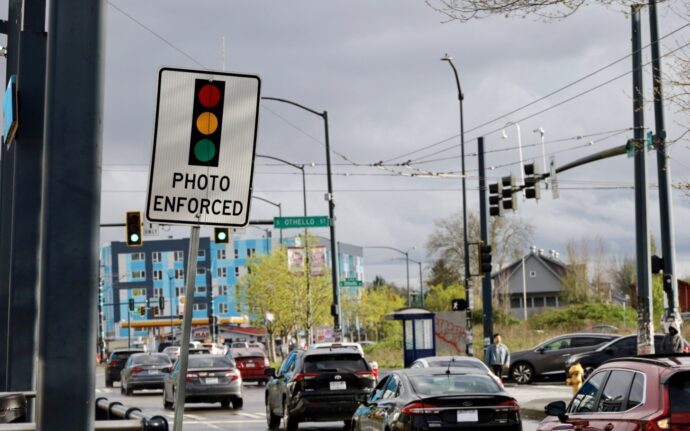 City of Seattle expands traffic camera program using safety and equity ...
